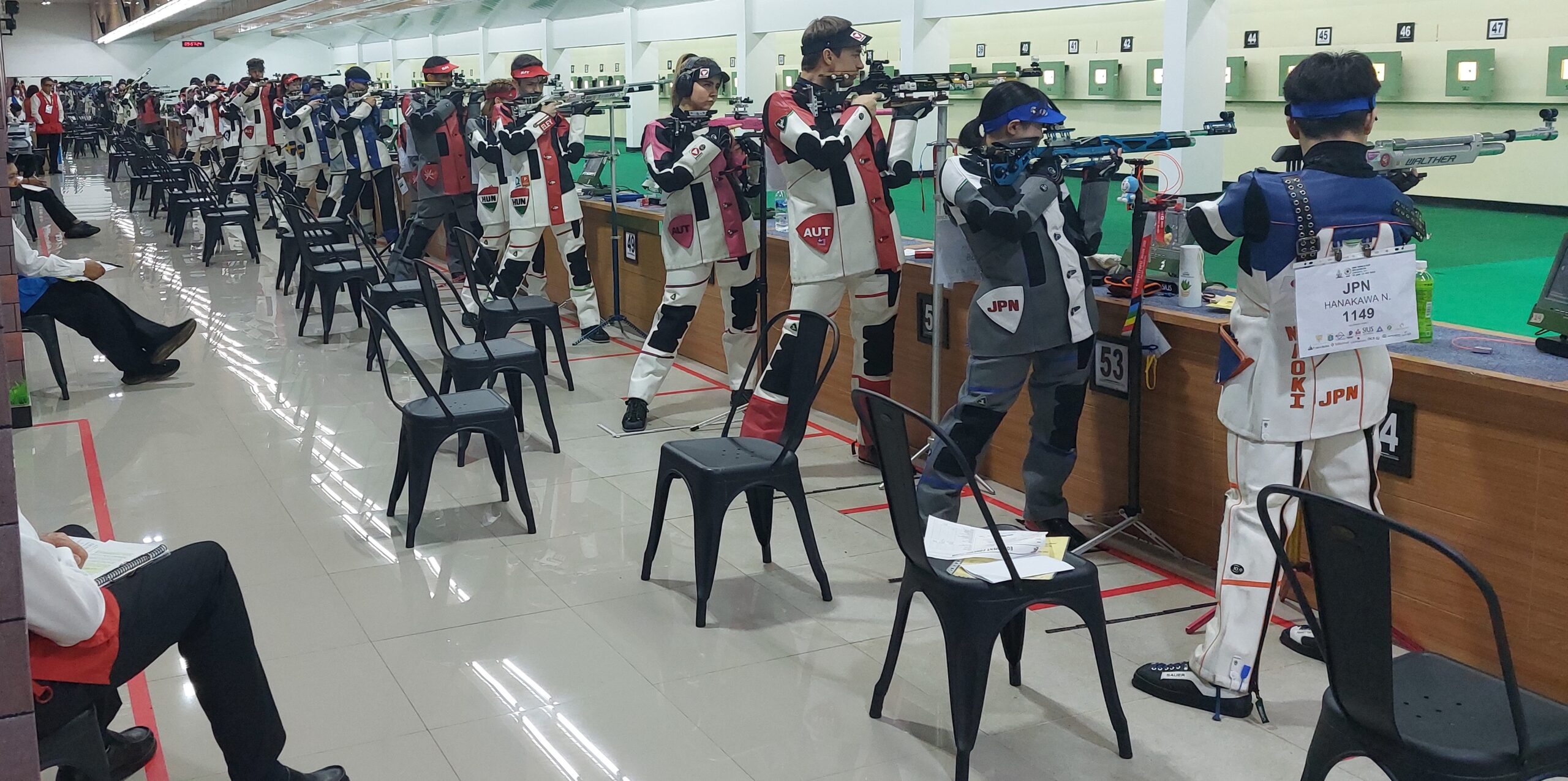 ISSF WC Jakarta Indonesia. 10m kivääri mixed team karsintakilpailu ...